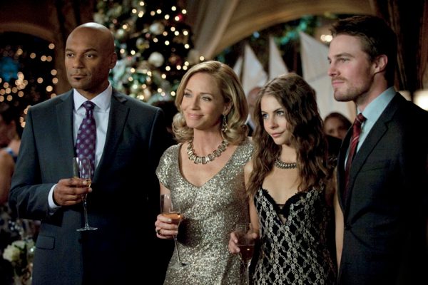 First Look Images From Arrow Episode 1.09 'Year's End'