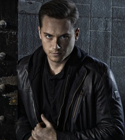 The Unit Hunts Down Cop Killers in Chicago PD's "Chin Check"