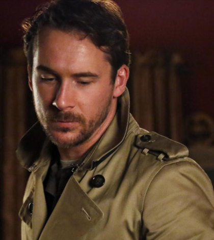 Emotional Scenes For Aiden in First Look Images from Revenge's "Blood"