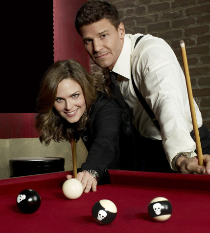 Bones Season 10 Episode 5 "The Corpse at the Convention" First Details