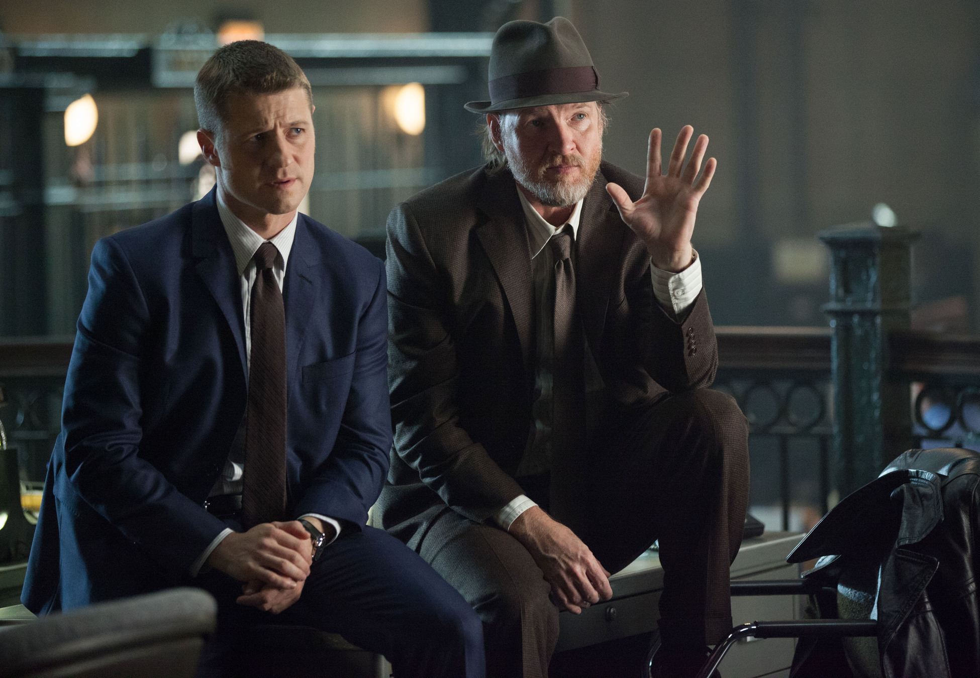 SCOOP & IMAGES: Gotham Season 1 Episode 13 "Welcome Back, Jim Gordon"