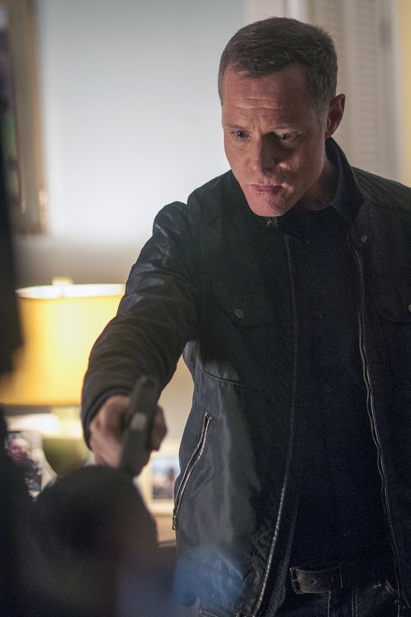 TV REVIEW: Chicago PD’s Fall Finale “Called in Dead”