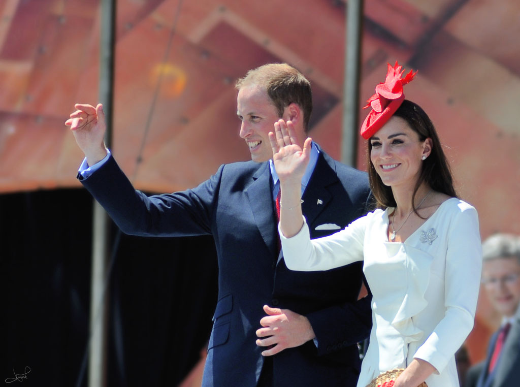 Royal Family Bloodline Grows: Kate Middleton Is Pregnant!