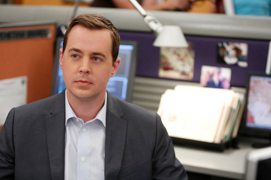 ‘NCIS’ Season 15 Episode 15 Recap Hicks Back in Prison, McGee Found New ...