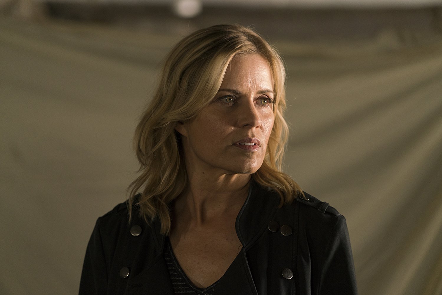 'Fear The Walking Dead's' Kim Dickens To Star In Showtime's 'Queen Fur ...