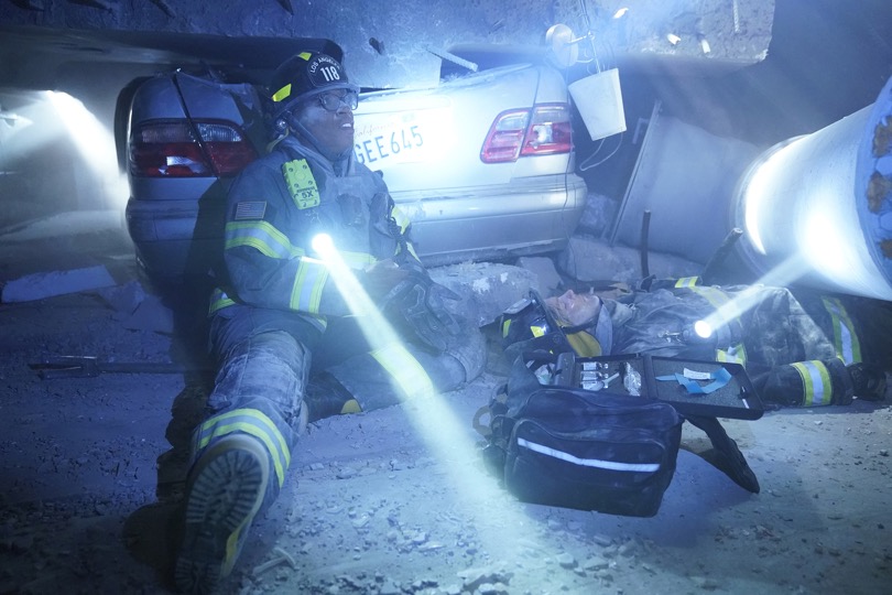 911 Season 2 Episode 3 "Help is Not Coming" Photos