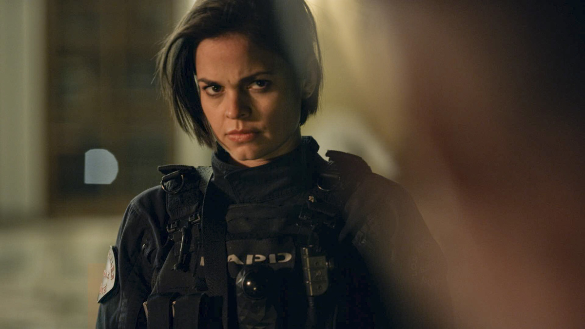 SWAT Season 2 Episode 10 "1000 Joules" Photos