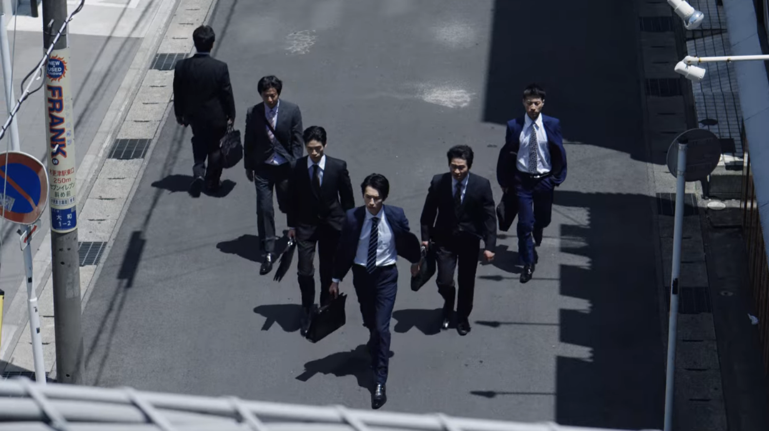 Scams Season 1 Episode 1 Recap